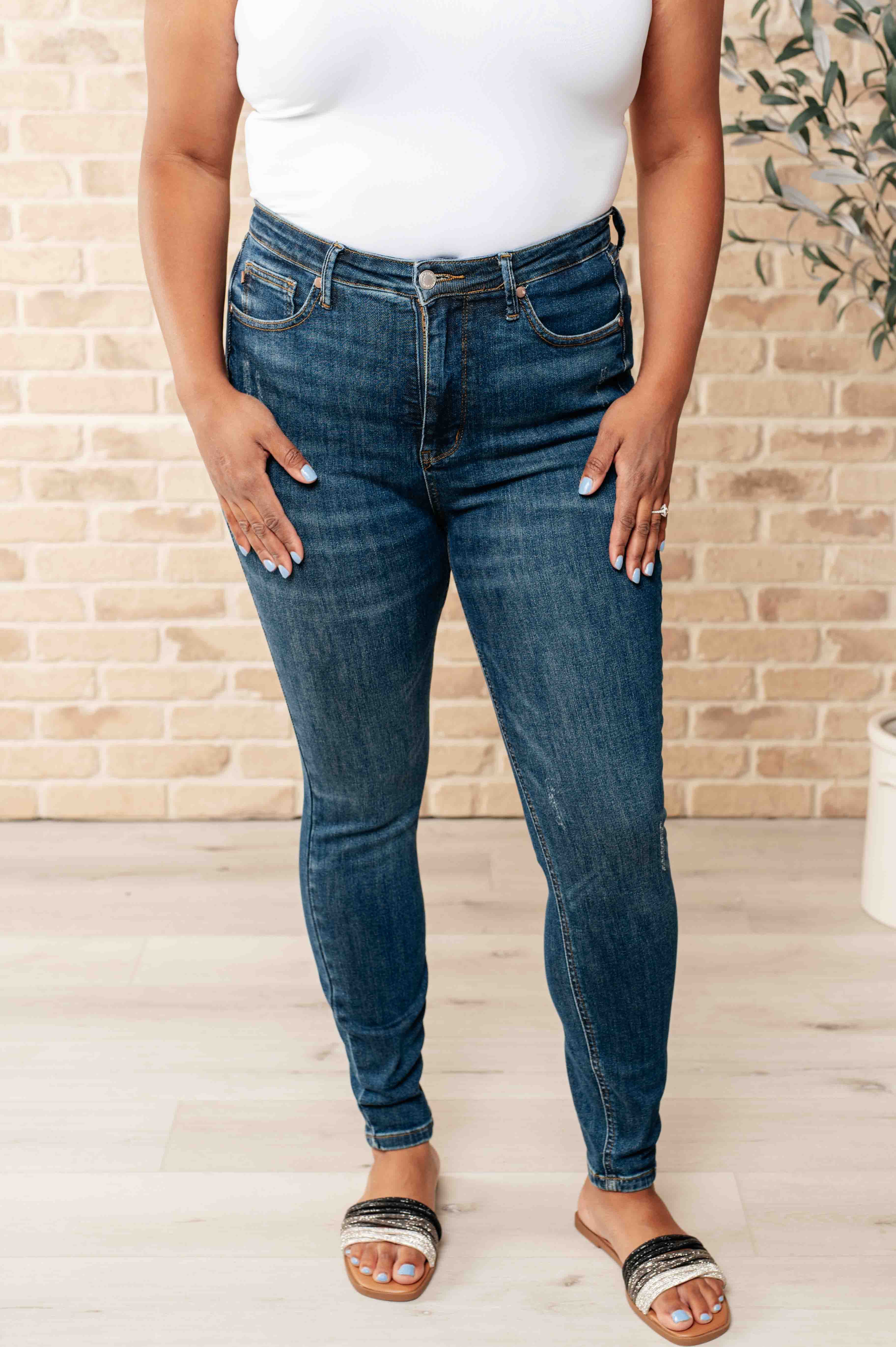 Cora High Rise Control Top Skinny Jeans – Shannon’s Jewelry Bar
